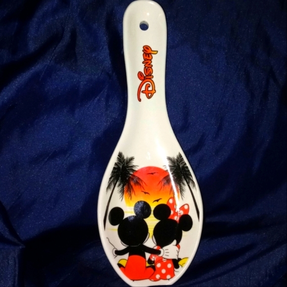Disney | Kitchen | Disneys Mickey Minnie Sunset Spoon Rest | Poshmark